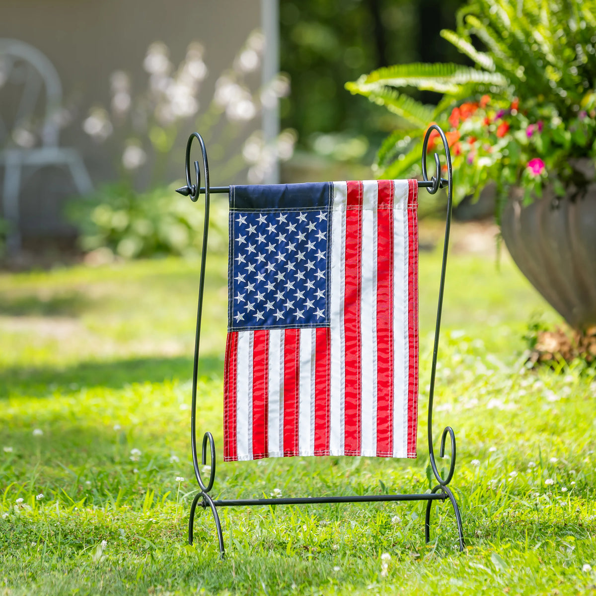 American Flag Garden Flag – Bird House on the Greenway